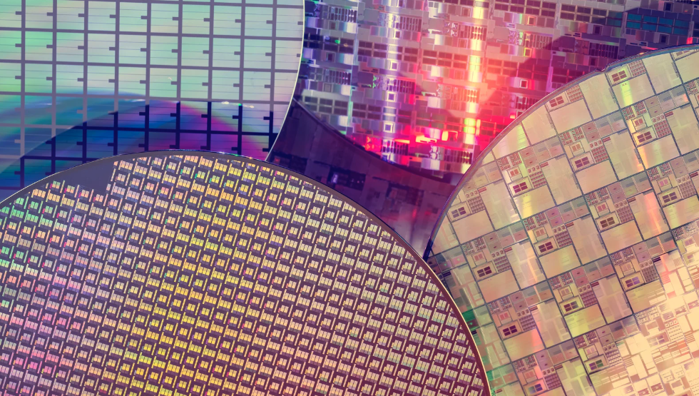 Quantum Computing in Semiconductor Advancement - Microchip USA