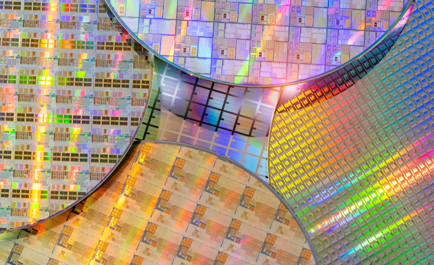 200mm vs 300mm Silicon Wafers - Microchip USA